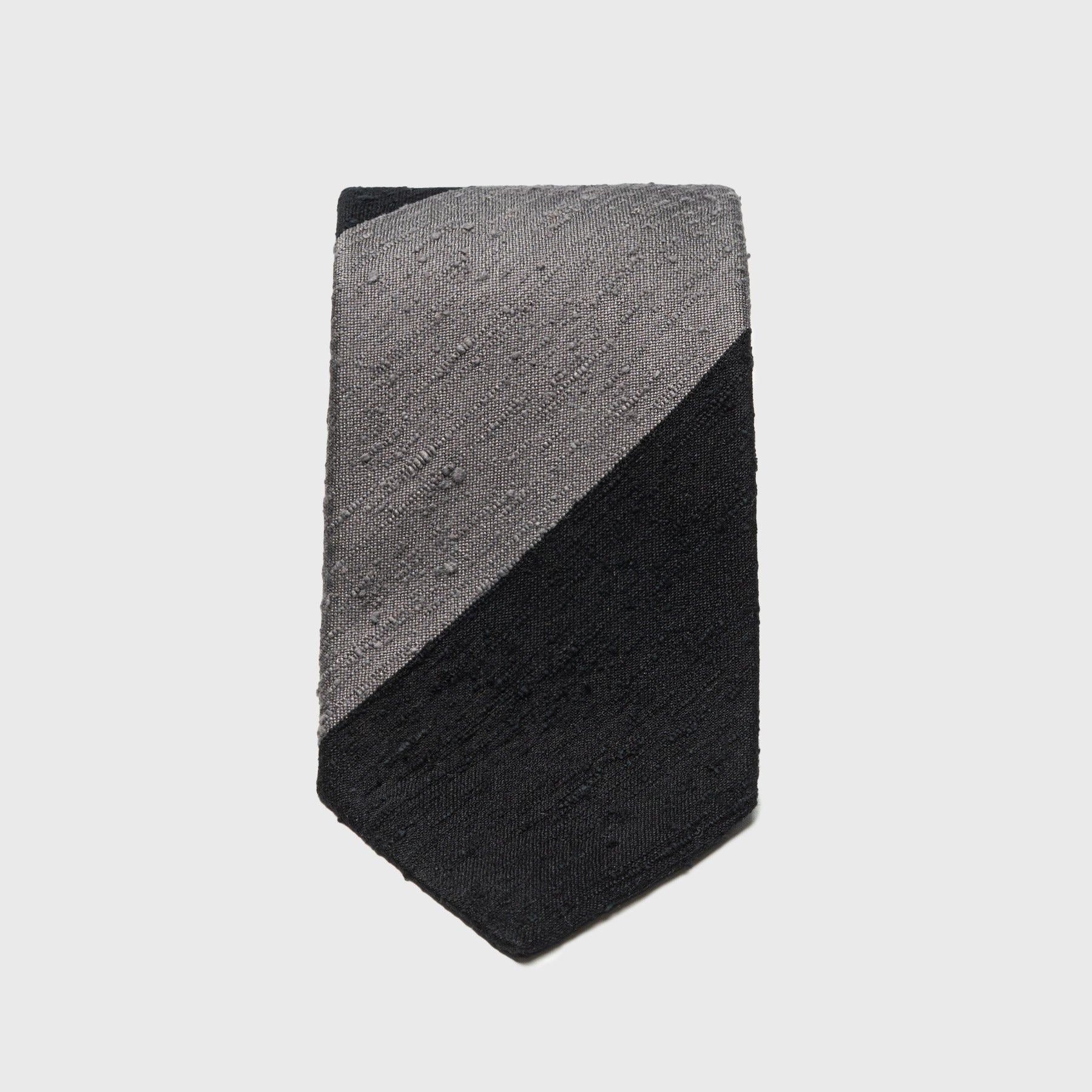 Black and Grey Block Striped Shantung Tie - Luxurious Italian Silk – Aklasu